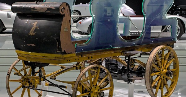 Ferdinand Porsche és a P1: Az Elektromos Autózás Első Nagy Lépése