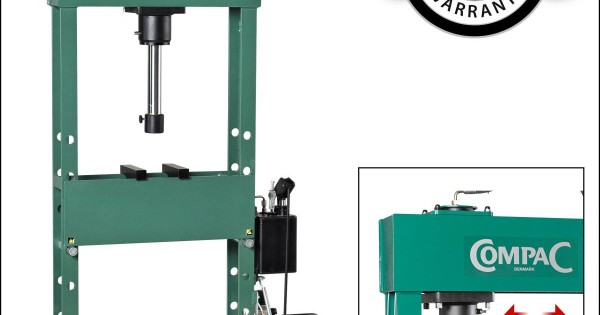 Prés 25 t hidro-pneumatilus lábpedálos - gyors dugattyú - Compac FP 25 ...